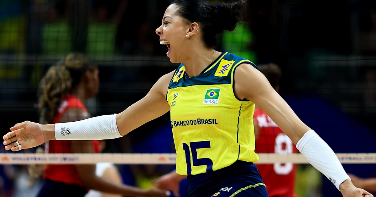 Carolana e a chance do ouro em Paris 2024 após 10 anos de seleção de vôlei