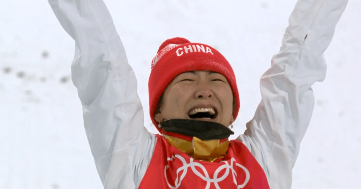 Moments | Beijing 2022 - Gold Medal - Freestyle skiing - Xu M. - Podium