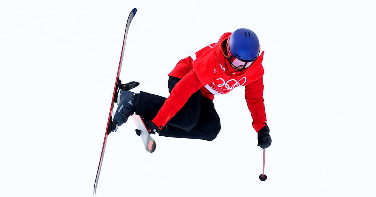 Ailing (Eileen) Gu in freeski halfpipe qualifying at Beijing 2022 - As ...