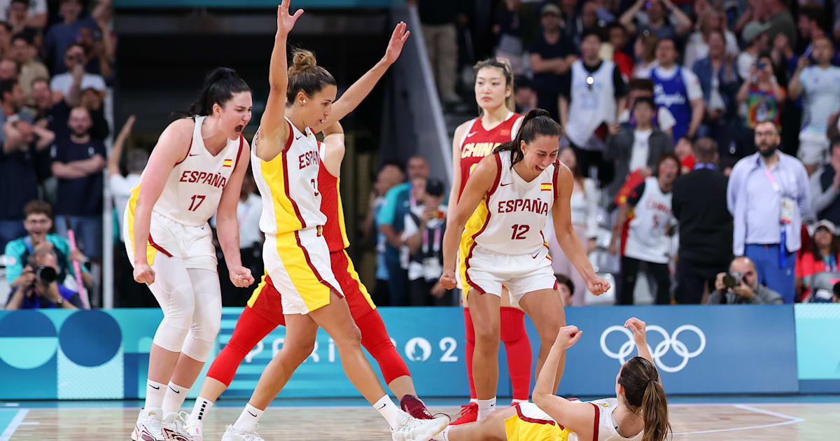 Group Phase SSD-PUR (M) & ESP-CHN (W) | Basketball | Olympic Games ...
