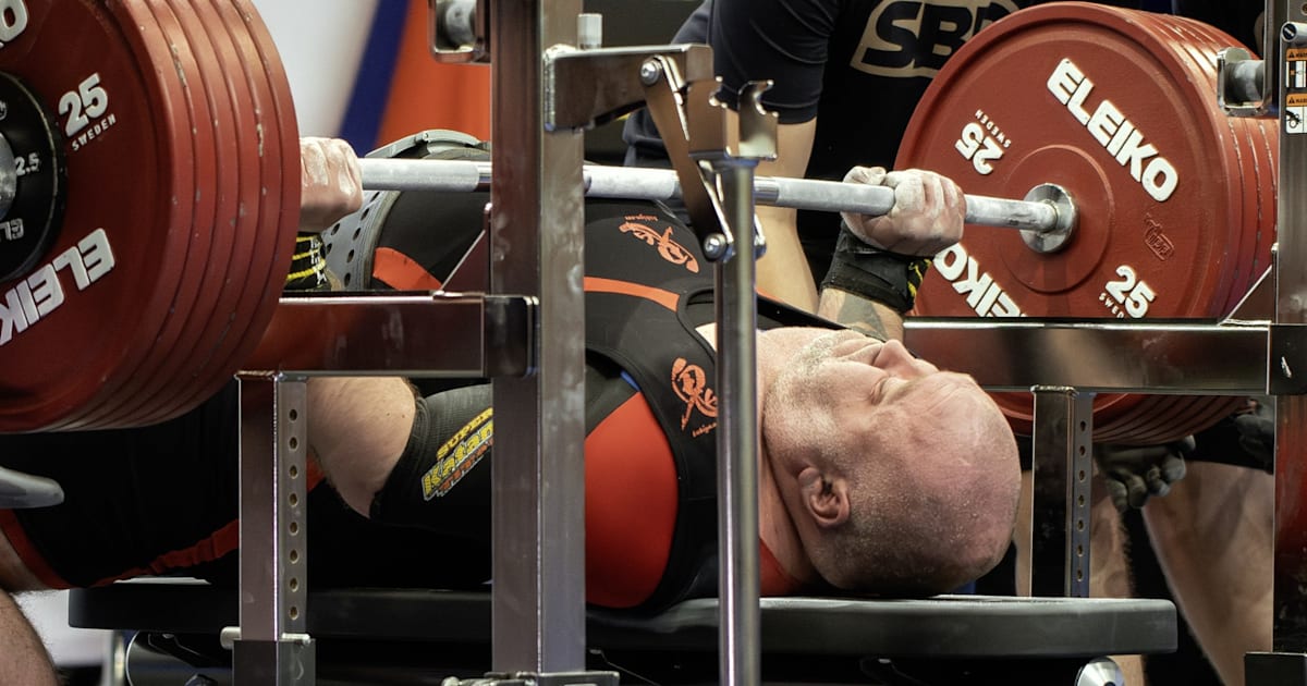 パワーリフティング | 女子 84kg級 グループB、女子 84kg超級 & 男子120kg超級 グループB | 世界エクイップオープン選手権 ...