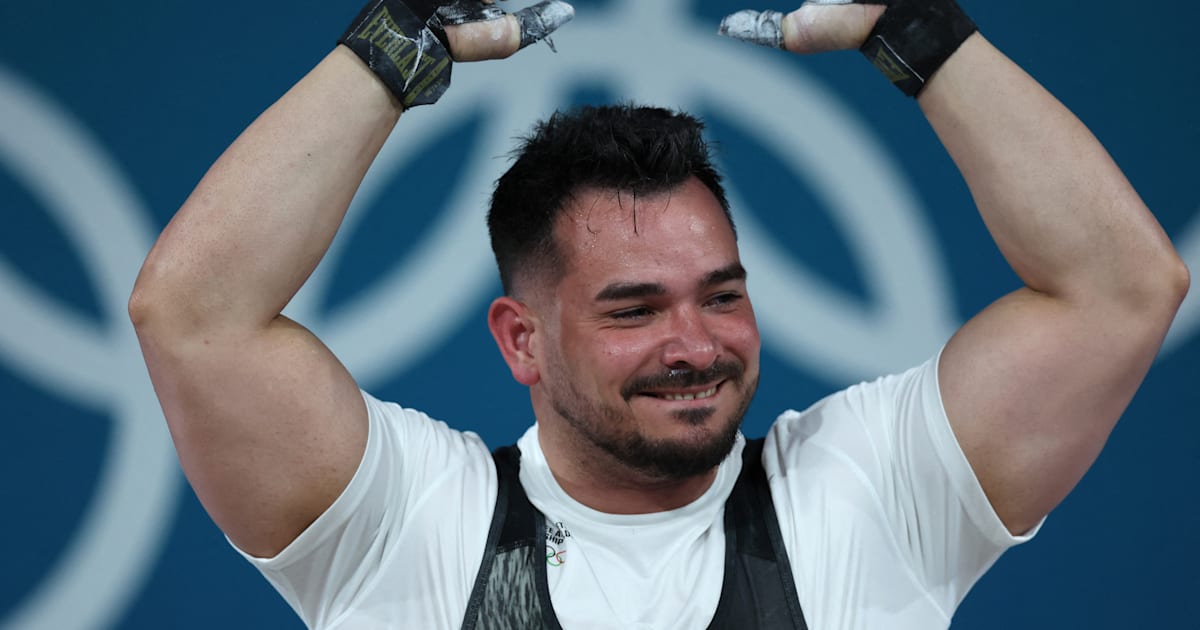 Ramiro Mora: 'The Refugee Olympic Team has become a family'