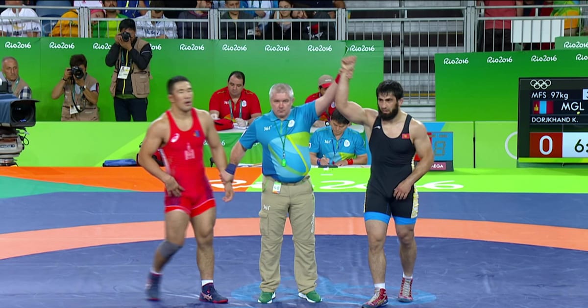 Magomed MUSAEV (KGZ) df. Khuderbulga DORJKHAND (MGL), 9-0