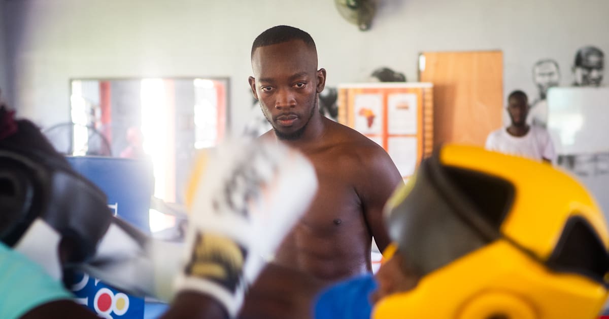Dakar 2026 - Meet Coach 'Azou': Boxing is like life