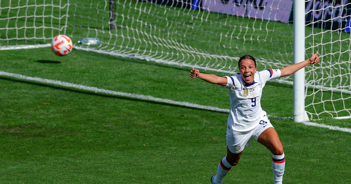 Women's soccer: USA kick off World Cup year with 4-0 thrashing of New ...
