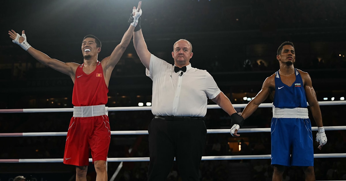 Abdumalik Khalokov (UZB) v Munarbek Seiitbek Uulu (KGZ) - Men's 57kg ...