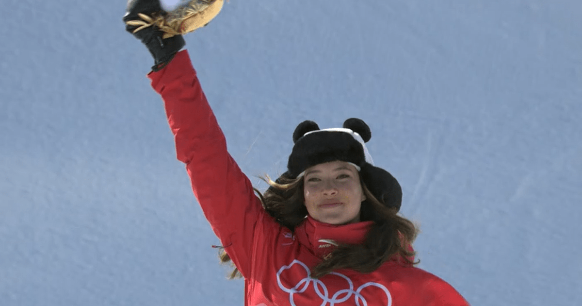 Moments | Beijing 2022 - Gold Medal - Freestyle Skiing - Gu A. - Podium
