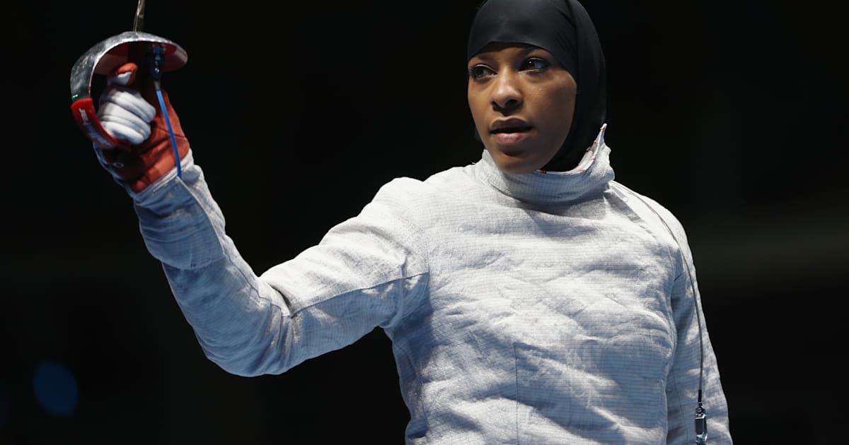 Trailblazing fencer Ibtihaj Muhammad to hang up sabre