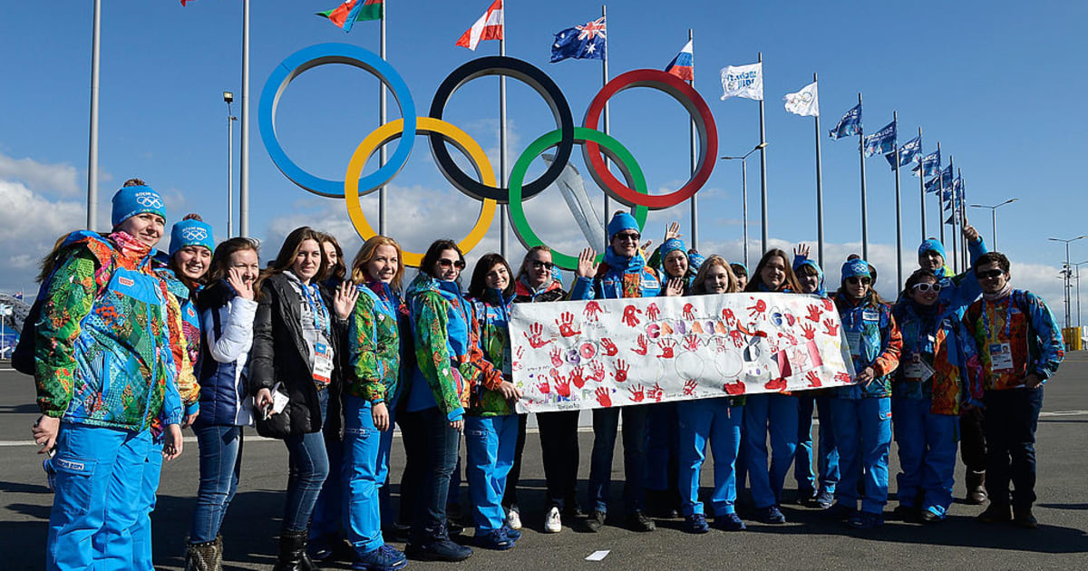 Sochi 2014 volunteers helping to create “special atmosphere” - Olympic News