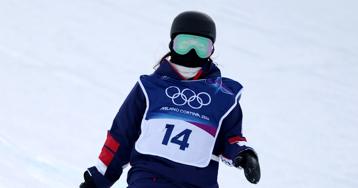 Chloe Kim soars into women's snowboard halfpipe final at Winter ...