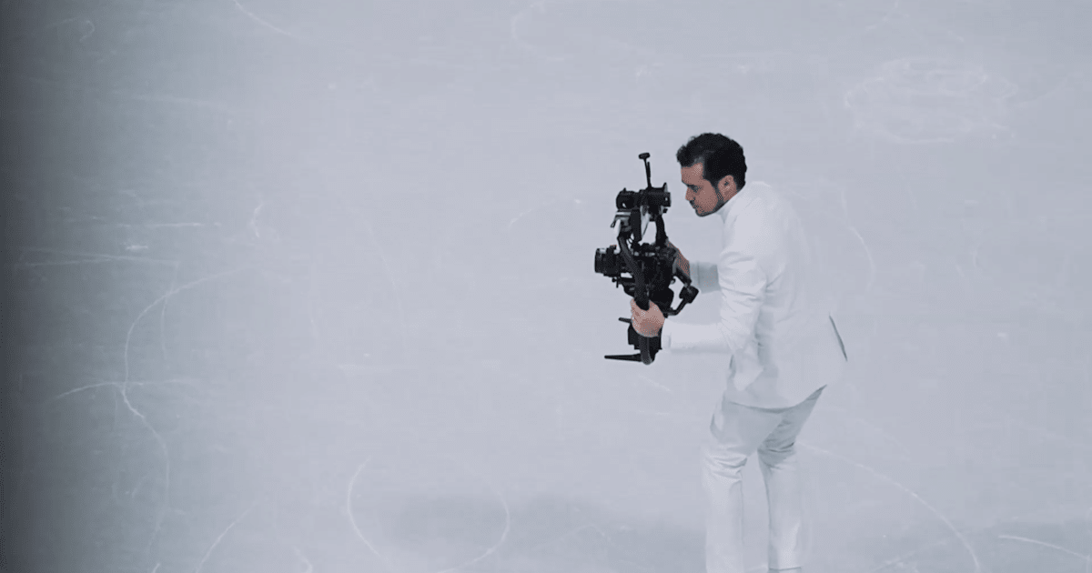 Jordan Cowan: The First On-Ice Figure Skating Camera Man | Milano ...