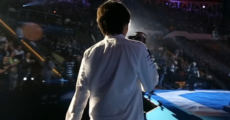 Get a sneak peek behind the scenes of the Intel esports tournament