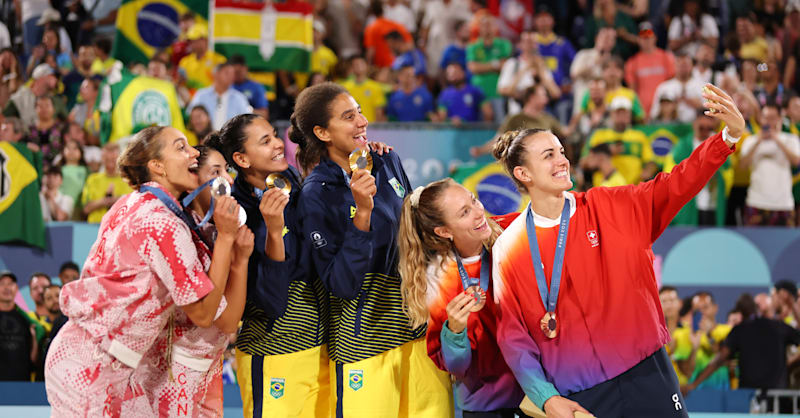 Women's Bronze & Gold Medal Matches | Beach Volleyball | Olympic Games ...