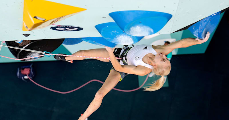 Women's Boulder Semi-Final, Men's Speed Qualification | Sport Climbing ...