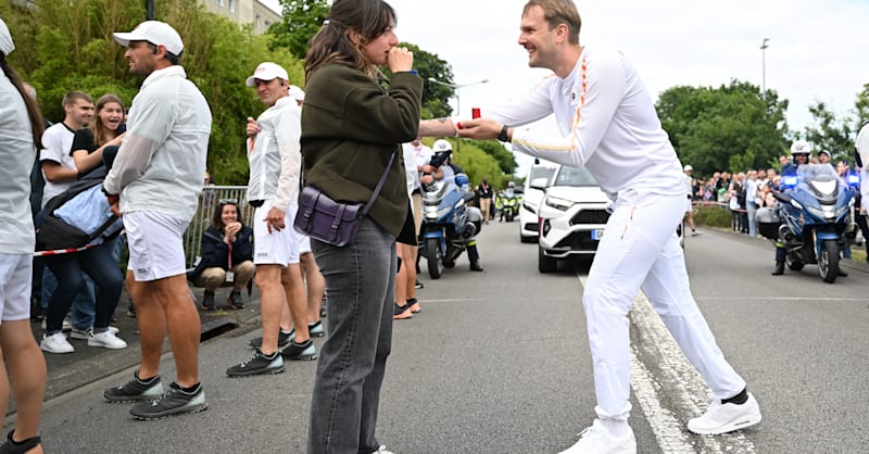 Best moments of the Olympic Torch Relay