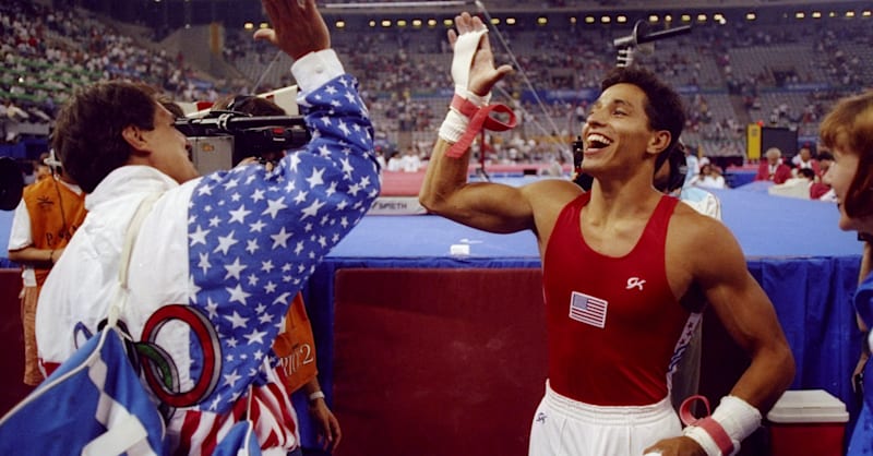 Trent Dimas wins Olympic gold in the 1992 horizontal bar final for USA