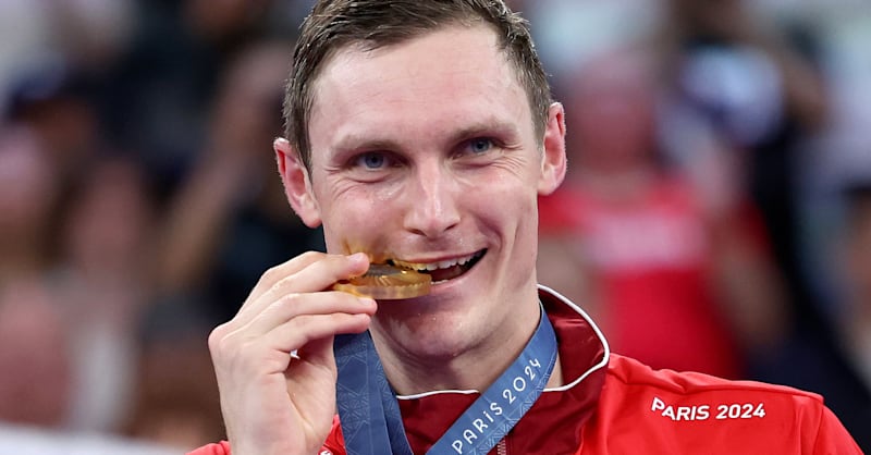 Viktor Axelsen - Men's Singles | Gold Medal Highlights | Badminton ...