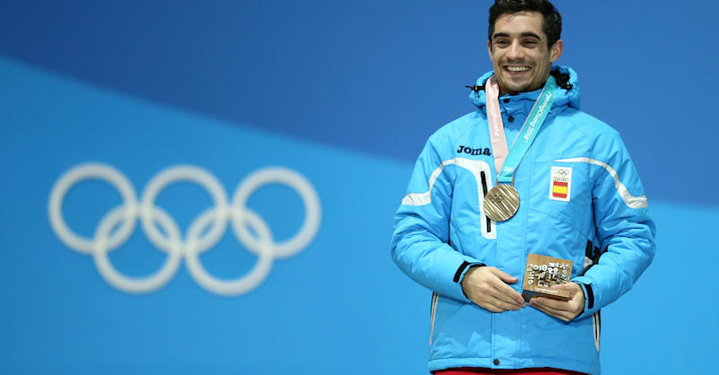 Skating world pays tribute to Javier Fernandez ahead of final competition