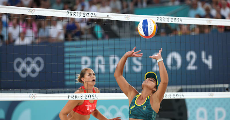 Mariafe/Clancy (AUS) v Esmee/Zoe (SUI) - Women's Quarterfinal | Beach ...