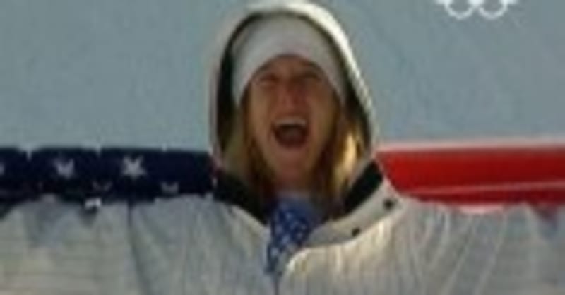 Hannah Teter Proves to be a Golden Girl