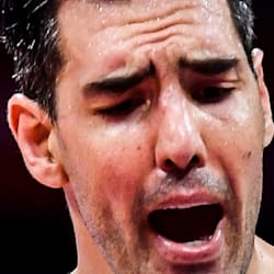 anthony edwards crying